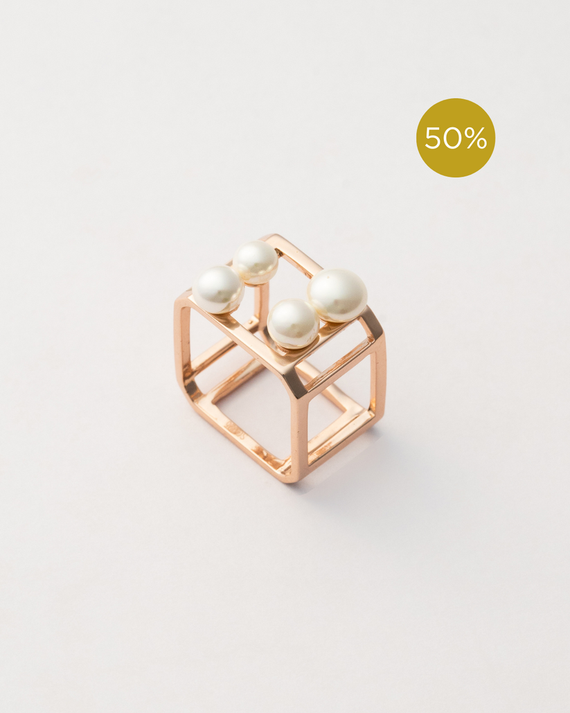 Ren Pearl Ring – The Mauve Unitx